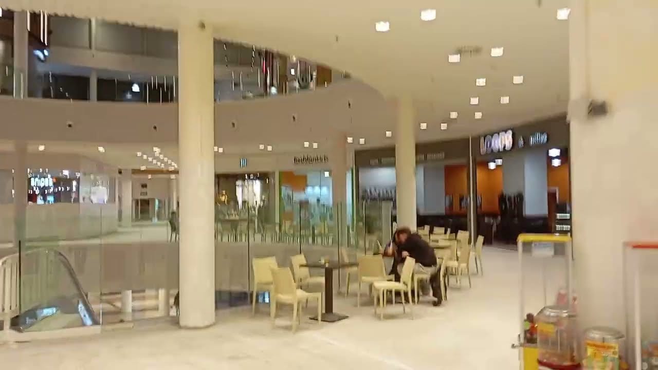 Explorando el Centro Comercial El Boulevard en Vitoria - Sonajero.es